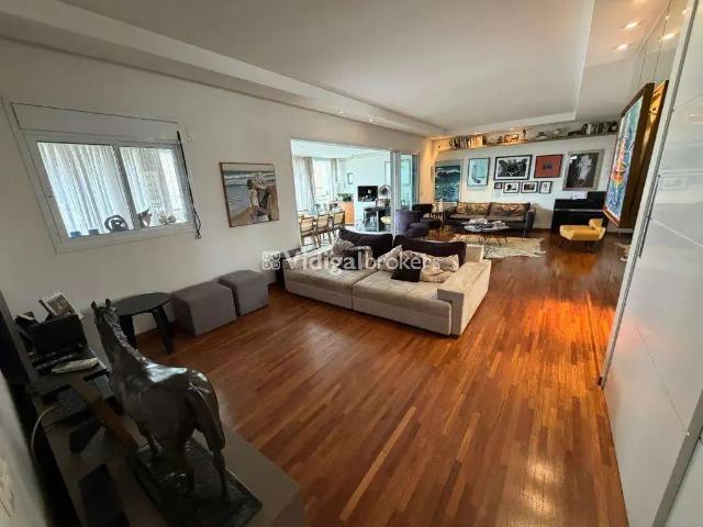 Apartamento para Venda em São Paulo/SP Alto de Pinheiros 3 Quartos