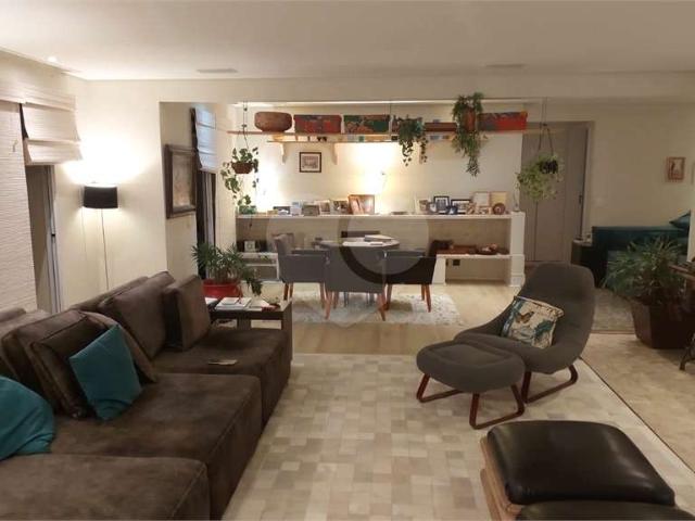 Apartamento para Venda em São Paulo/SP Alto de Pinheiros 3 Quartos