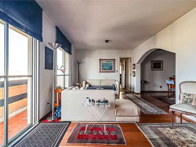 Apartamento para Venda em São Paulo/SP Alto de Pinheiros 3 Quartos