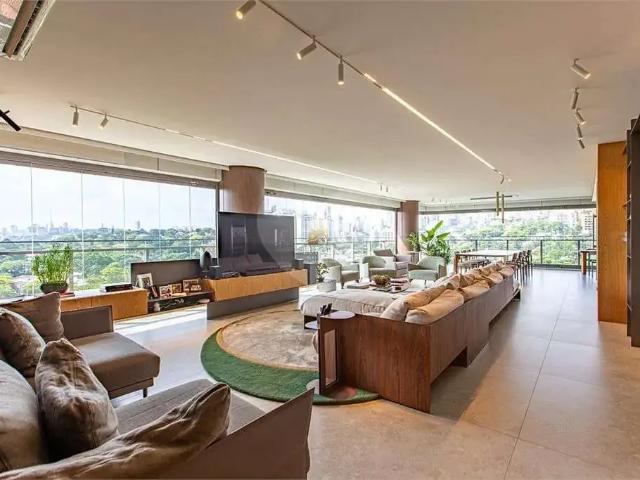 Apartamento para Venda em São Paulo/SP Alto de Pinheiros 3 Quartos