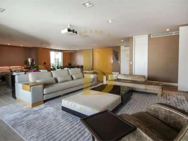 Apartamento para Venda em São Paulo/SP Alto de Pinheiros 4 Quartos