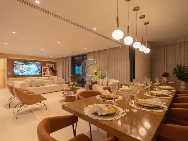 Apartamento para Venda em São Paulo/SP Alto de Pinheiros 4 Quartos