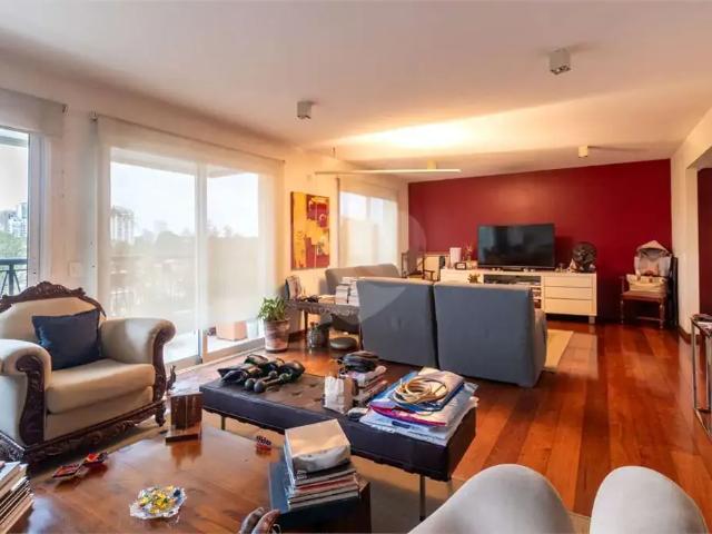 Apartamento para Venda em São Paulo/SP Alto de Pinheiros 4 Quartos