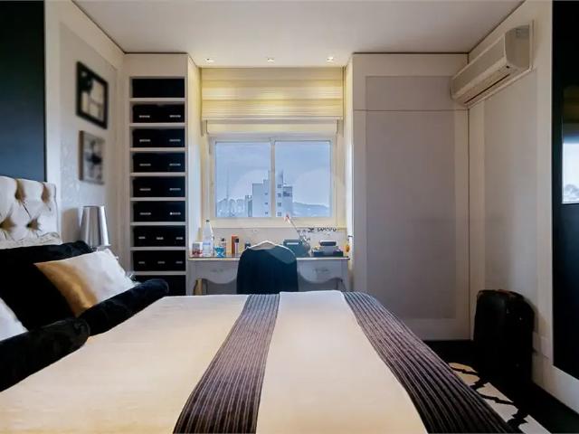 Apartamento para Venda em São Paulo/SP Alto de Pinheiros 4 Quartos