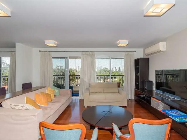 Apartamento para Venda em São Paulo/SP Alto de Pinheiros 4 Quartos