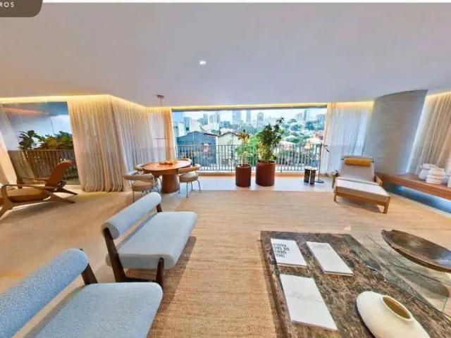 Apartamento para Venda em São Paulo/SP Alto de Pinheiros 4 Quartos