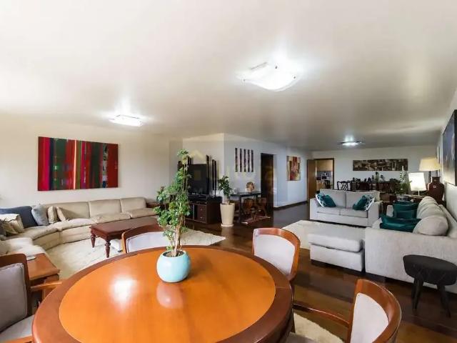 Apartamento para Venda em São Paulo/SP Bela Vista 4 Quartos