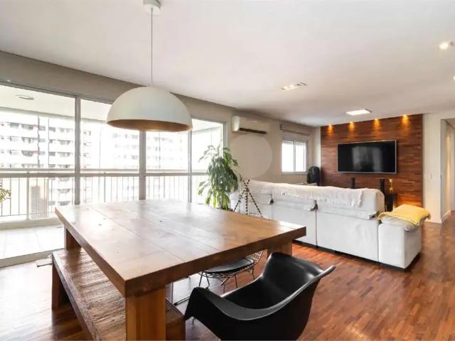 Apartamento para Venda em São Paulo/SP Brooklin 2 Quartos
