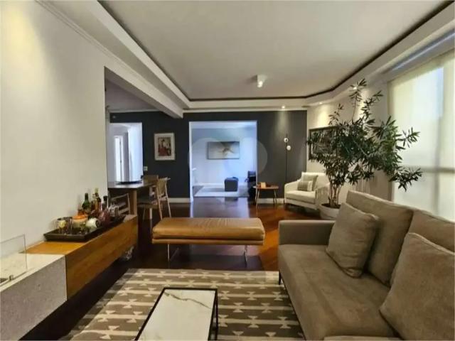 Apartamento para Venda em São Paulo/SP Brooklin 3 Quartos