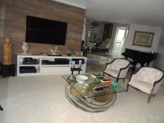 Apartamento para Venda em São Paulo/SP Campo Belo 3 Quartos