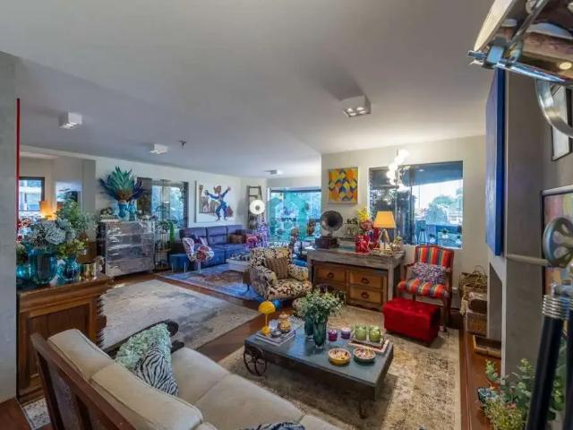 Apartamento para Venda em São Paulo/SP Campo Belo 3 Quartos