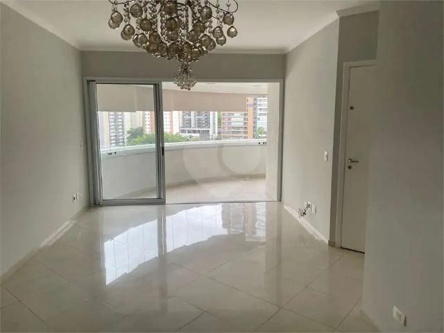 Apartamento para Venda em São Paulo/SP Campo Belo 3 Quartos