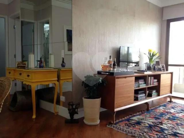 Apartamento para Venda em São Paulo/SP Campo Belo 2 Quartos
