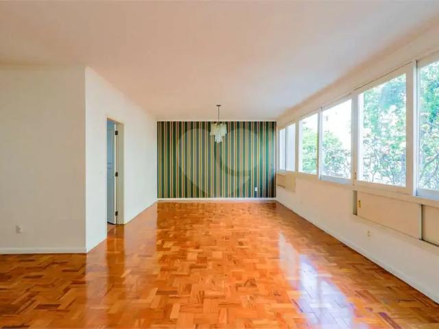 Apartamento para Venda em São Paulo/SP Cerqueira César 4 Quartos