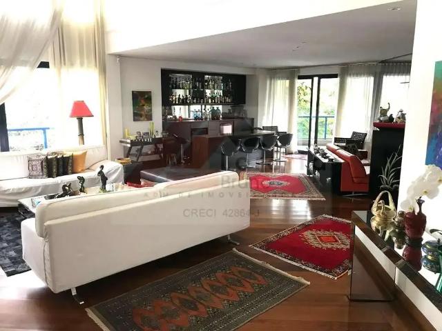 Apartamento para Venda em São Paulo/SP Cerqueira César 5 Quartos