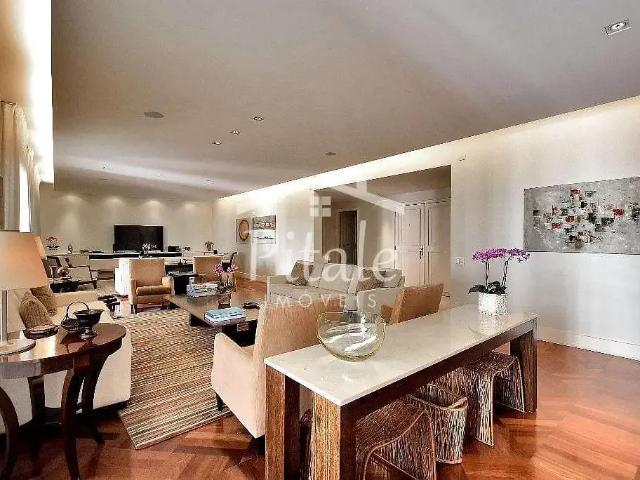 Apartamento para Venda em São Paulo/SP Cerqueira César 6 Quartos