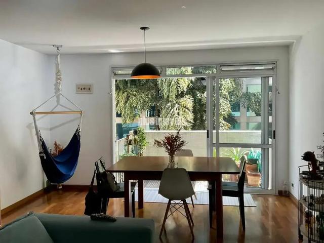 Apartamento para Venda em São Paulo/SP Cerqueira César 2 Quartos