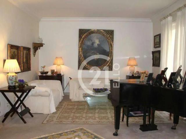 Apartamento para Venda em São Paulo/SP Cerqueira César 2 Quartos