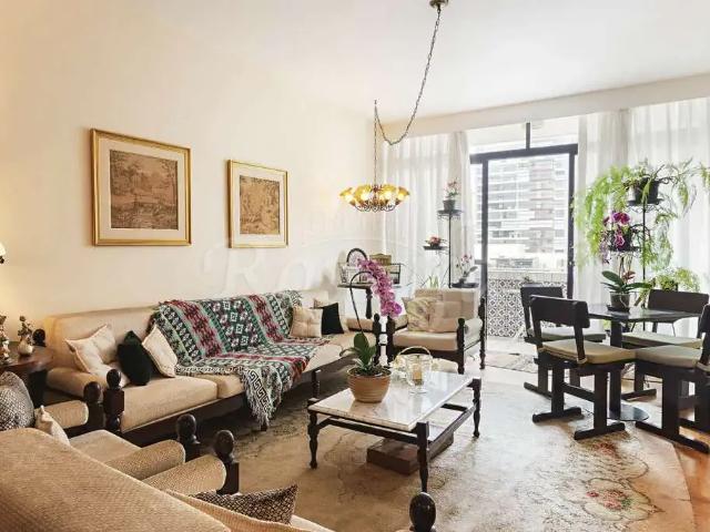 Apartamento para Venda em São Paulo/SP Cerqueira César 2 Quartos