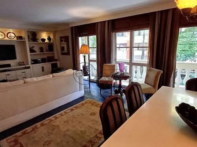 Apartamento para Venda em São Paulo/SP Cerqueira César 2 Quartos