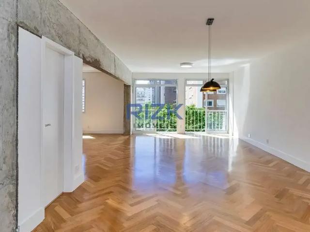 Apartamento para Venda em São Paulo/SP Cerqueira César 2 Quartos
