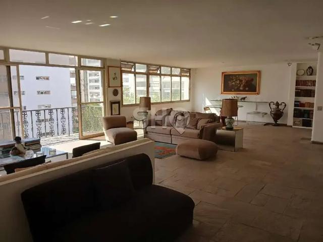 Apartamento para Venda em São Paulo/SP Cerqueira César 3 Quartos