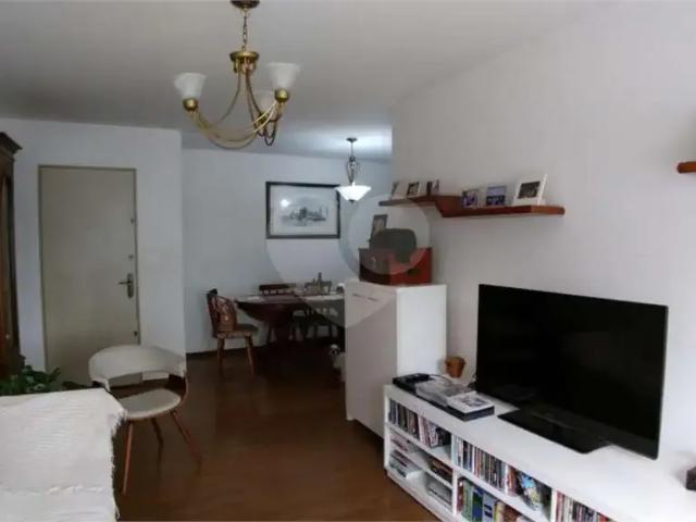 Apartamento para Venda em São Paulo/SP Cerqueira César 3 Quartos