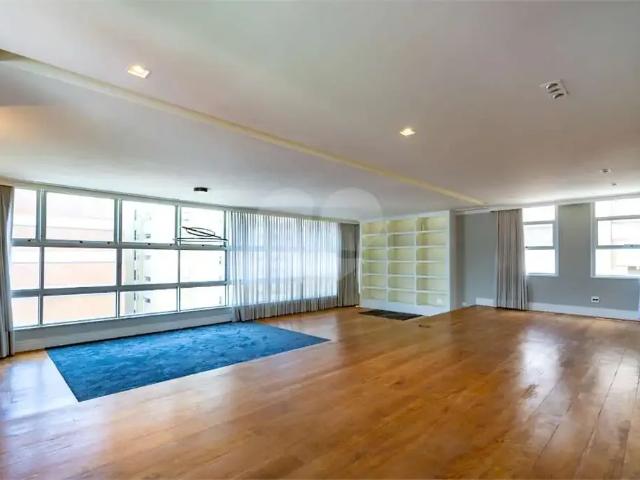 Apartamento para Venda em São Paulo/SP Cerqueira César 3 Quartos