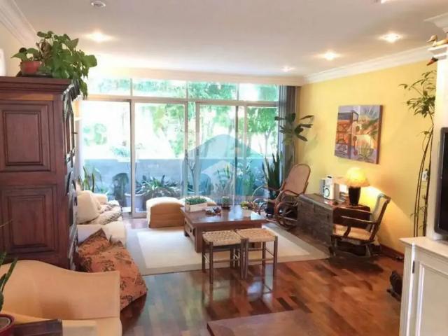 Apartamento para Venda em São Paulo/SP Chácara Santo Antônio 4 Quartos