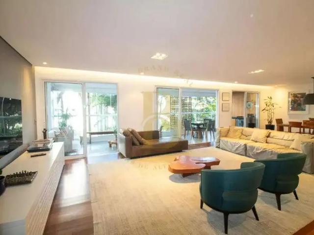 Apartamento para Venda em São Paulo/SP Chácara Santo Antônio 4 Quartos