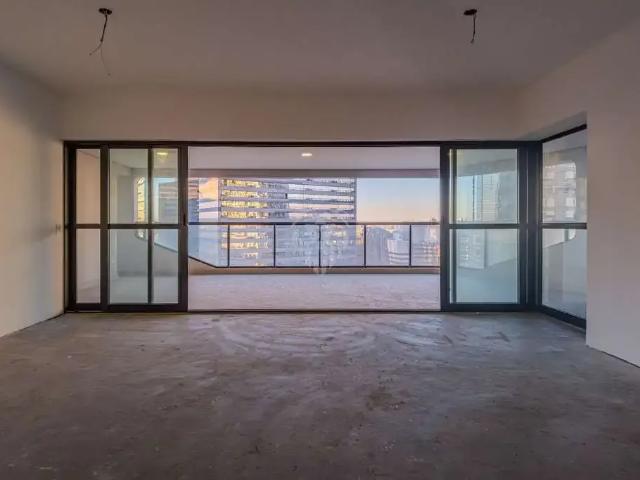 Apartamento para Venda em São Paulo/SP Chácara Santo Antônio 4 Quartos