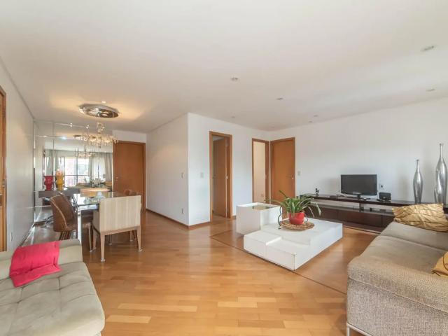 Apartamento para Venda em São Paulo/SP Chácara Santo Antônio 3 Quartos