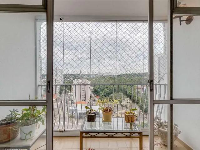 Apartamento para Venda em São Paulo/SP Chácara Santo Antônio 3 Quartos