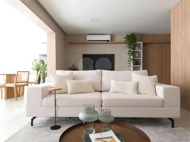 Apartamento para Venda em São Paulo/SP Chácara Santo Antônio 3 Quartos