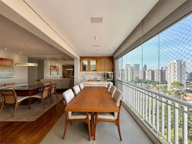 Apartamento para Venda em São Paulo/SP Chácara Santo Antônio 3 Quartos