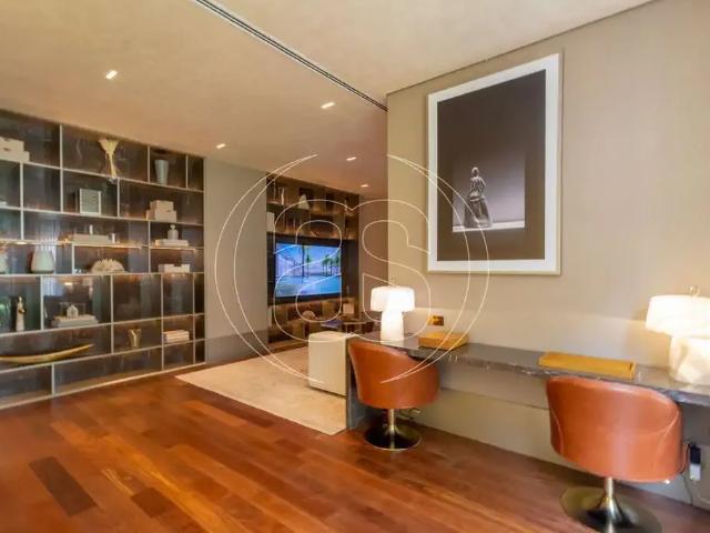 Apartamento para Venda em São Paulo/SP Cidade Jardim 4 Quartos