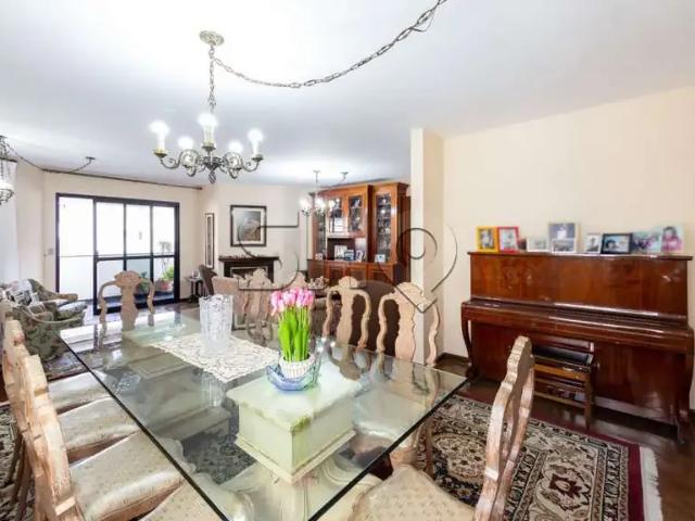 Apartamento para Venda em São Paulo/SP Higienópolis 4 Quartos