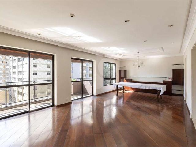 Apartamento para Venda em São Paulo/SP Higienópolis 4 Quartos