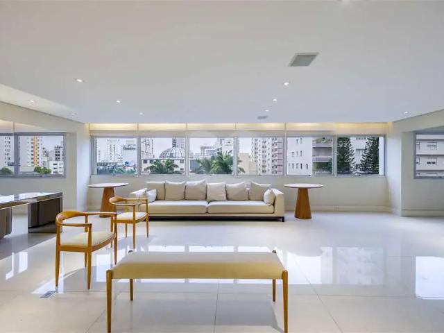 Apartamento para Venda em São Paulo/SP Higienópolis 4 Quartos