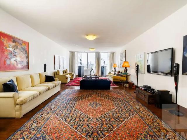 Apartamento para Venda em São Paulo/SP Higienópolis 4 Quartos