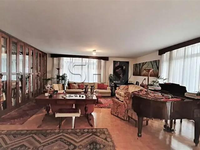 Apartamento para Venda em São Paulo/SP Higienópolis 4 Quartos