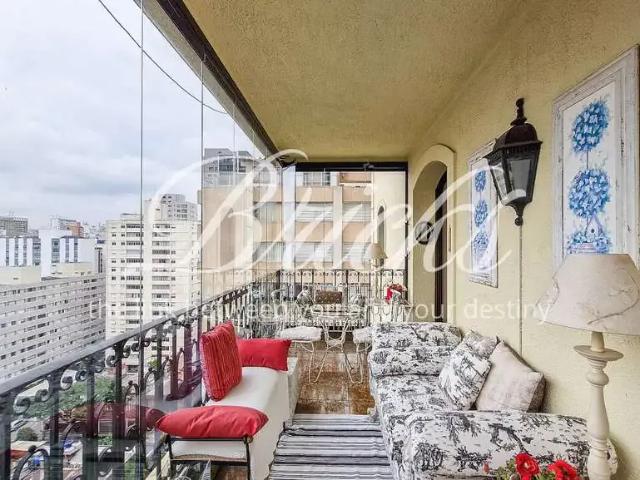Apartamento para Venda em São Paulo/SP Higienópolis 4 Quartos