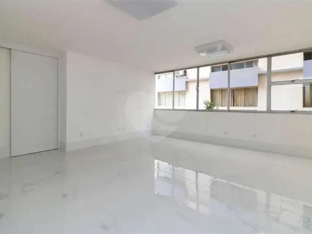 Apartamento para Venda em São Paulo/SP Higienópolis 4 Quartos