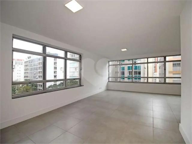 Apartamento para Venda em São Paulo/SP Higienópolis 4 Quartos