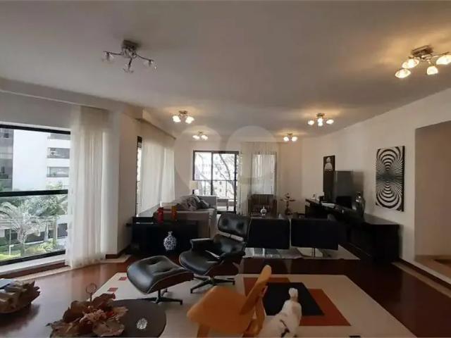 Apartamento para Venda em São Paulo/SP Higienópolis 4 Quartos
