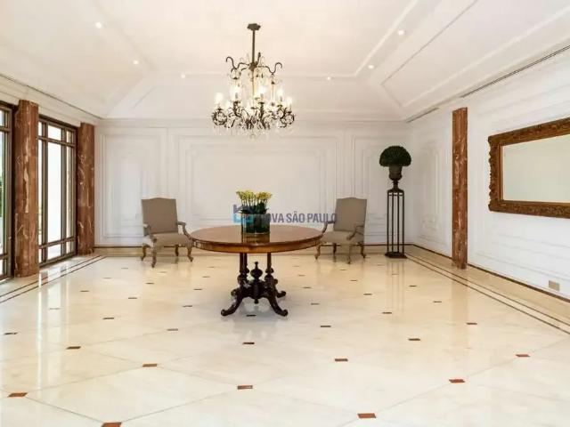 Apartamento para Venda em São Paulo/SP Higienópolis 4 Quartos
