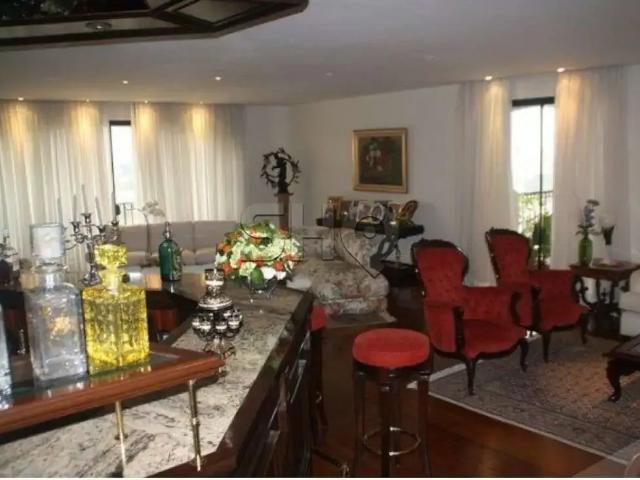 Apartamento para Venda em São Paulo/SP Higienópolis 4 Quartos