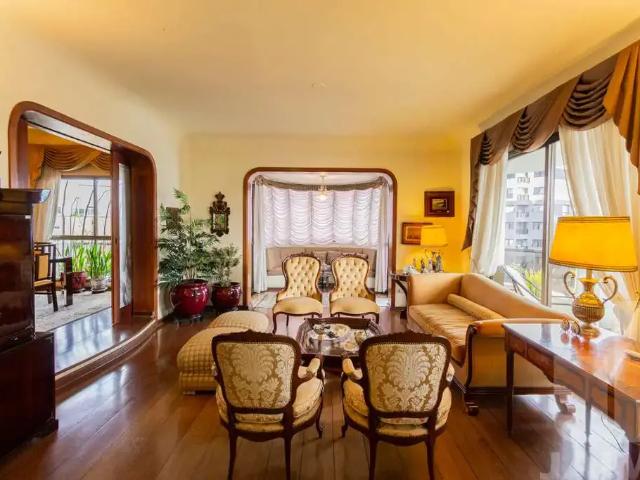 Apartamento para Venda em São Paulo/SP Higienópolis 4 Quartos