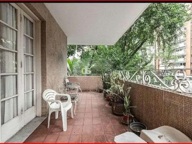 Apartamento para Venda em São Paulo/SP Higienópolis 4 Quartos