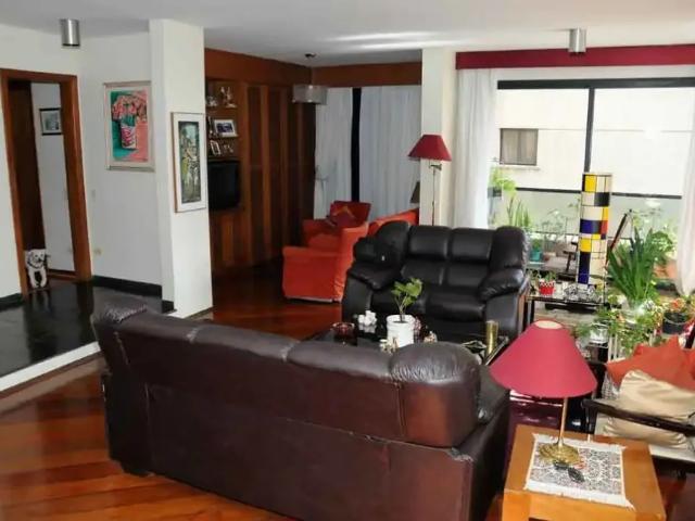 Apartamento para Venda em São Paulo/SP Higienópolis 4 Quartos